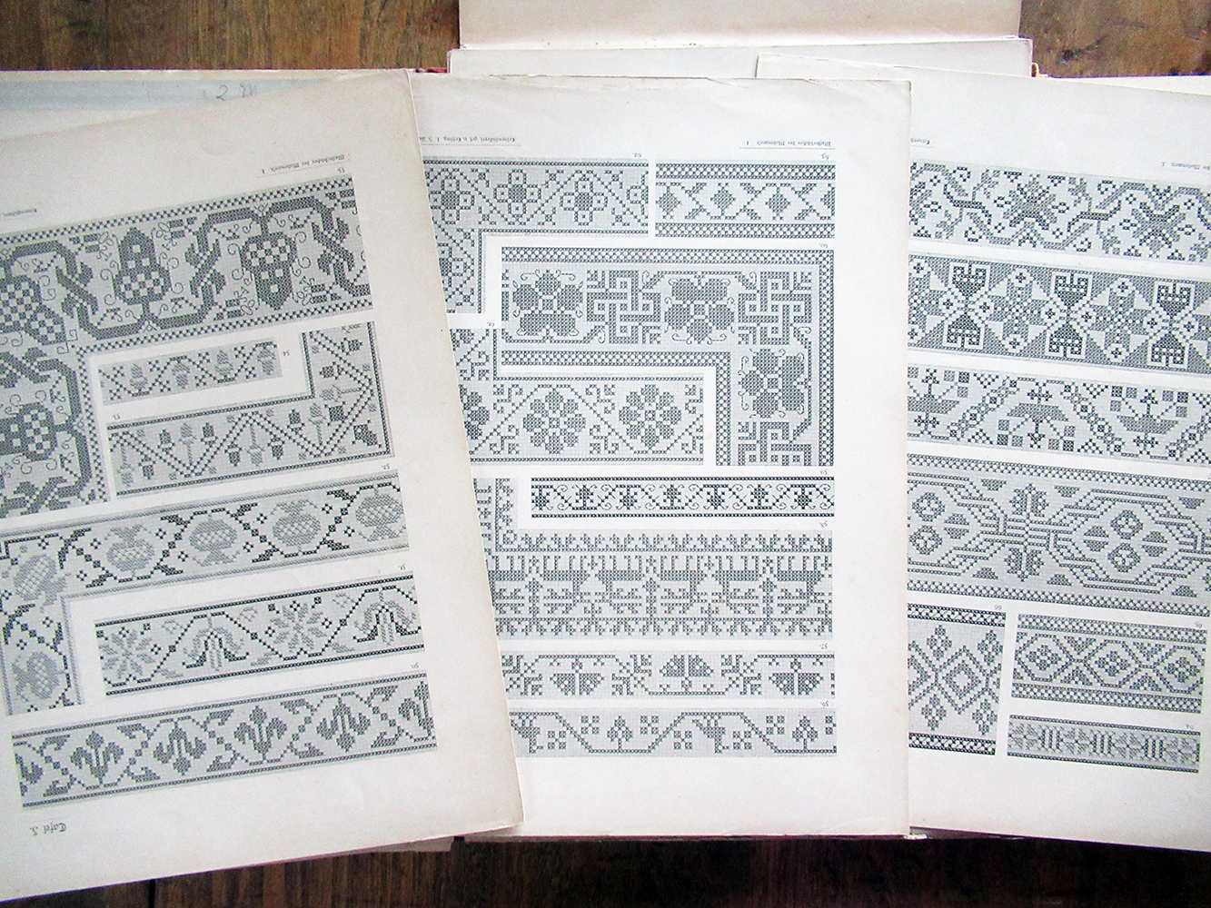 1890 Old German Embroidery Patterns 1st portfolio by Julius Lessing ...